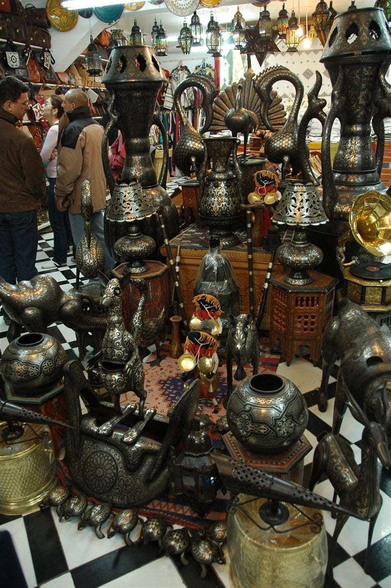 5 best Indian gifts that you can buy as souvenirs from India! – South ...