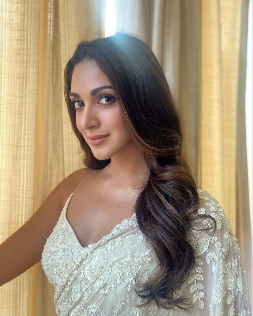Kiara Advani dazzles in a ivory hand embroidered saree for "Shershaah ...