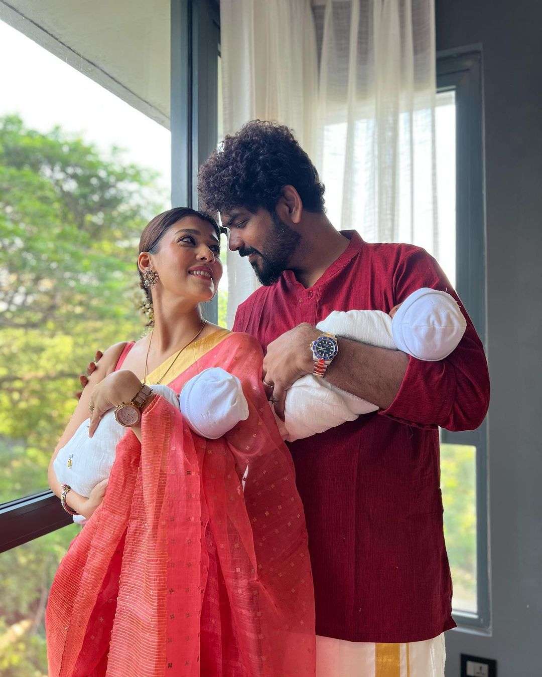 Nayanthara and Vignesh Shivan celebrate Diwali in coordinated outfits!