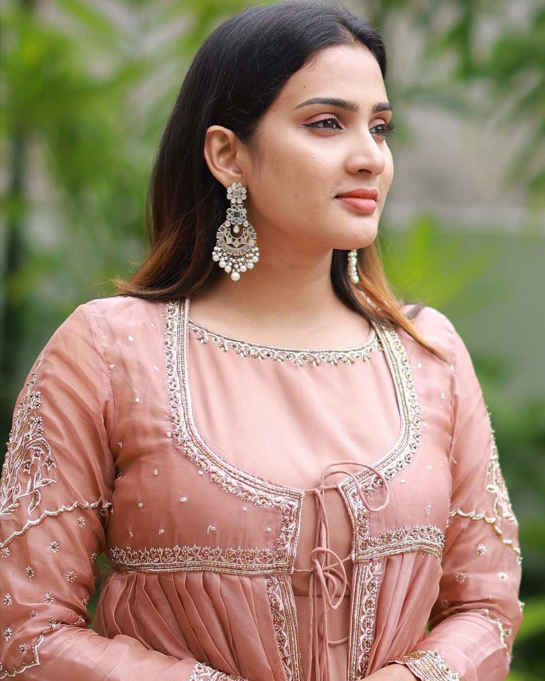 Aditi Ravi looks pretty in a peach anarkali suit for a party!
